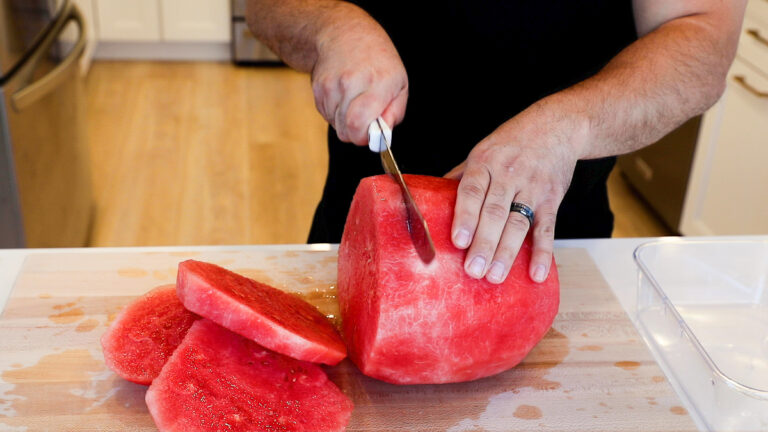 How to Cut a Watermelon - Video and Photos - Know Your Produce